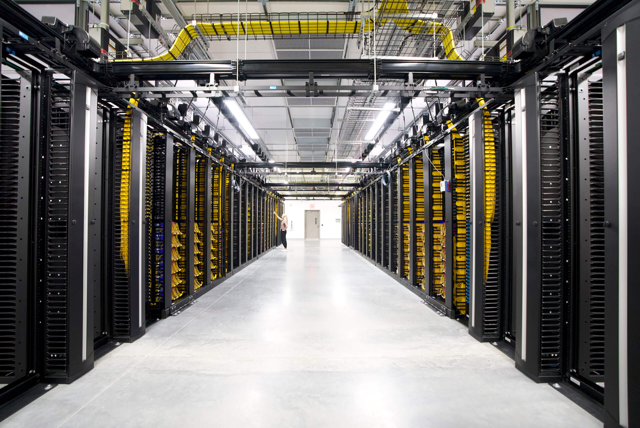 Meta Data Center Opens; Represents $1B Investment in Missouri ...